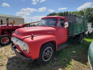 SOLD - Ford F-500 Lot No. 3031 Other Equipment with --- mi | Tractor Zoom