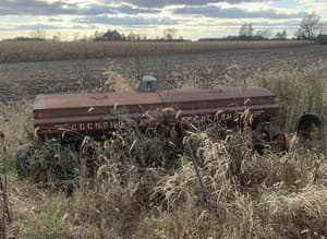 SOLD - Cockshutt 110 Lot No. 523 Planting with --- In | Tractor Zoom