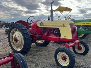 SOLD - Cockshutt 30 Lot No. 3833678 Tractors with 31 HP | Tractor Zoom