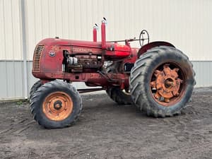 SOLD - Cockshutt 50 Lot No. 3504443 Tractors with 39 HP | Tractor Zoom