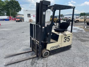 SOLD - Crown 30SCTT Lot No. 305 Construction with 4,646 Hrs | Tractor Zoom