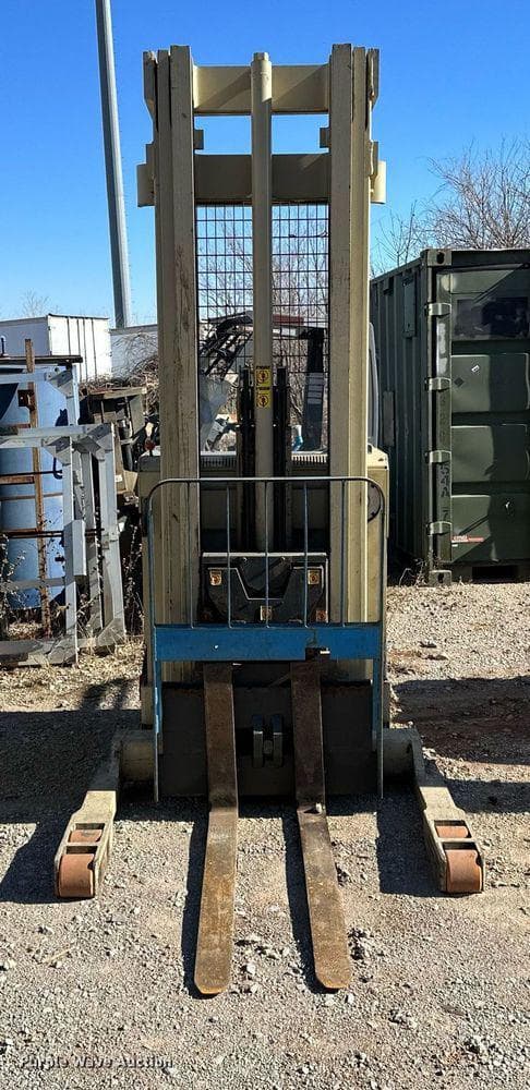 Crown 35RRTT Other Equipment Lifts for Sale | Tractor Zoom