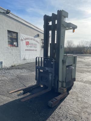 SOLD - Crown 35RRTT Lot No. 303 Construction with 4,963 Hrs | Tractor Zoom