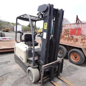 SOLD - Crown SP4000 Lot No. 508884 Construction with --- Hrs | Tractor Zoom