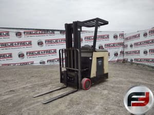 SOLD - Crown RC3020-30 Lot No. 61512 Construction with 10,480 Hrs ...