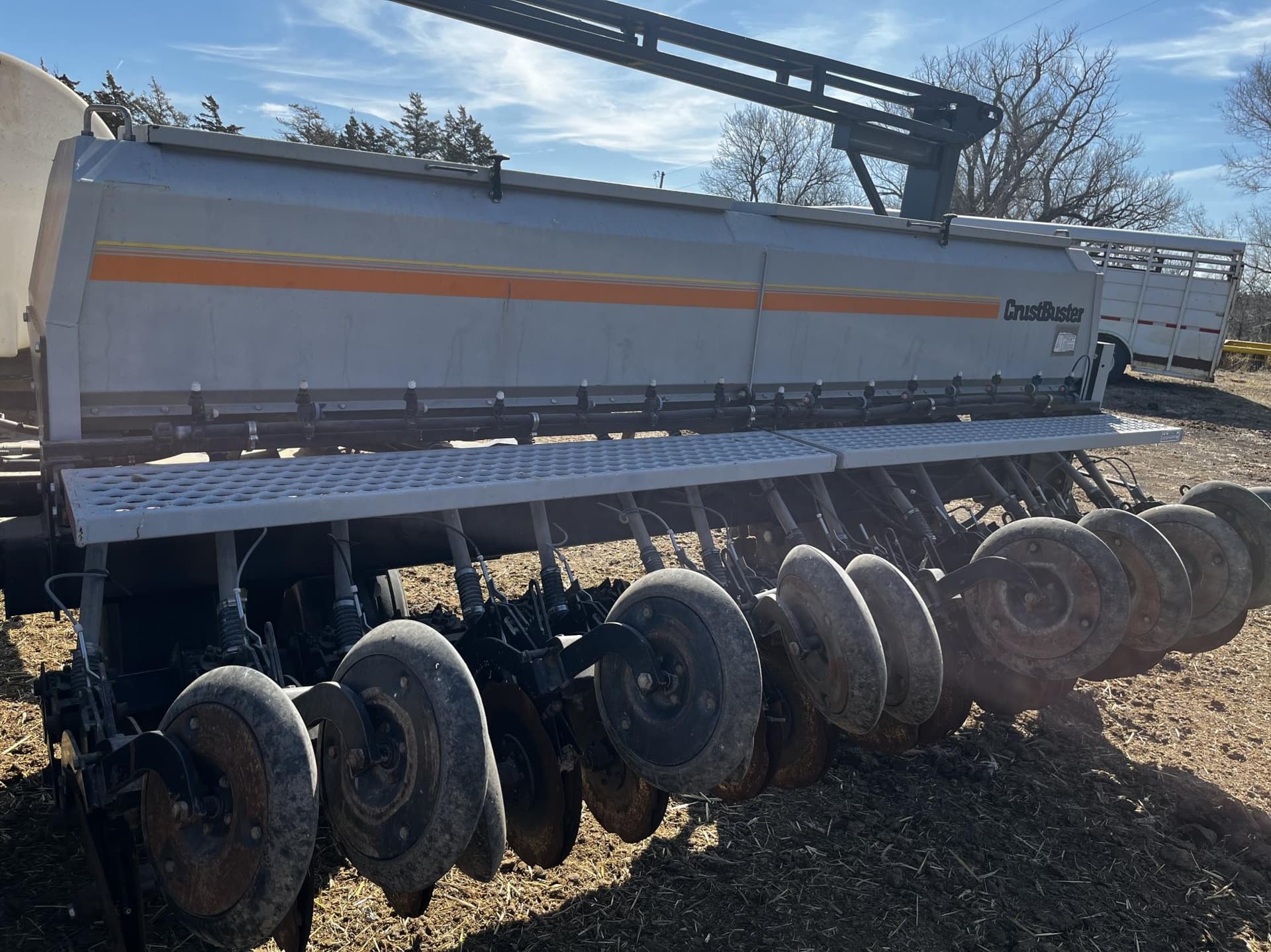 CrustBuster 4025 Planting Grain Drills for Sale | Tractor Zoom
