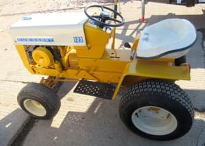 SOLD - Cub Cadet 122 Lawn tractor Other Equipment with --- Hrs ...