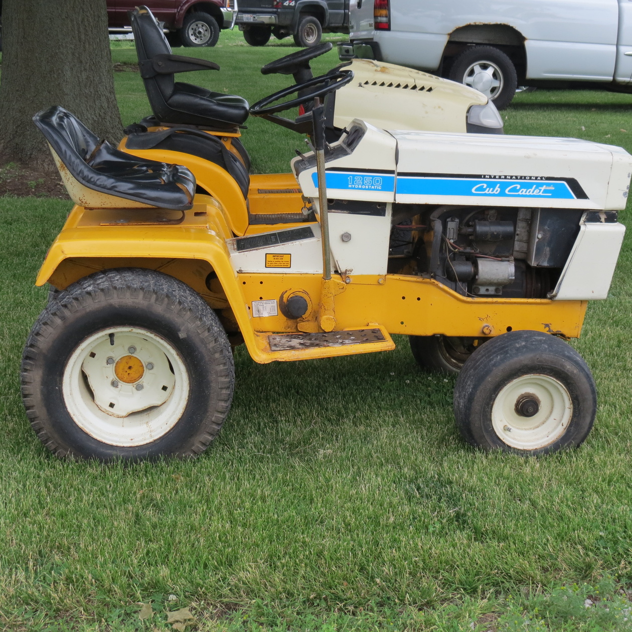 SOLD - Cub Cadet 1250 Lot No. f75996e6-02c9-11ed-9544-0246304ce823 ...