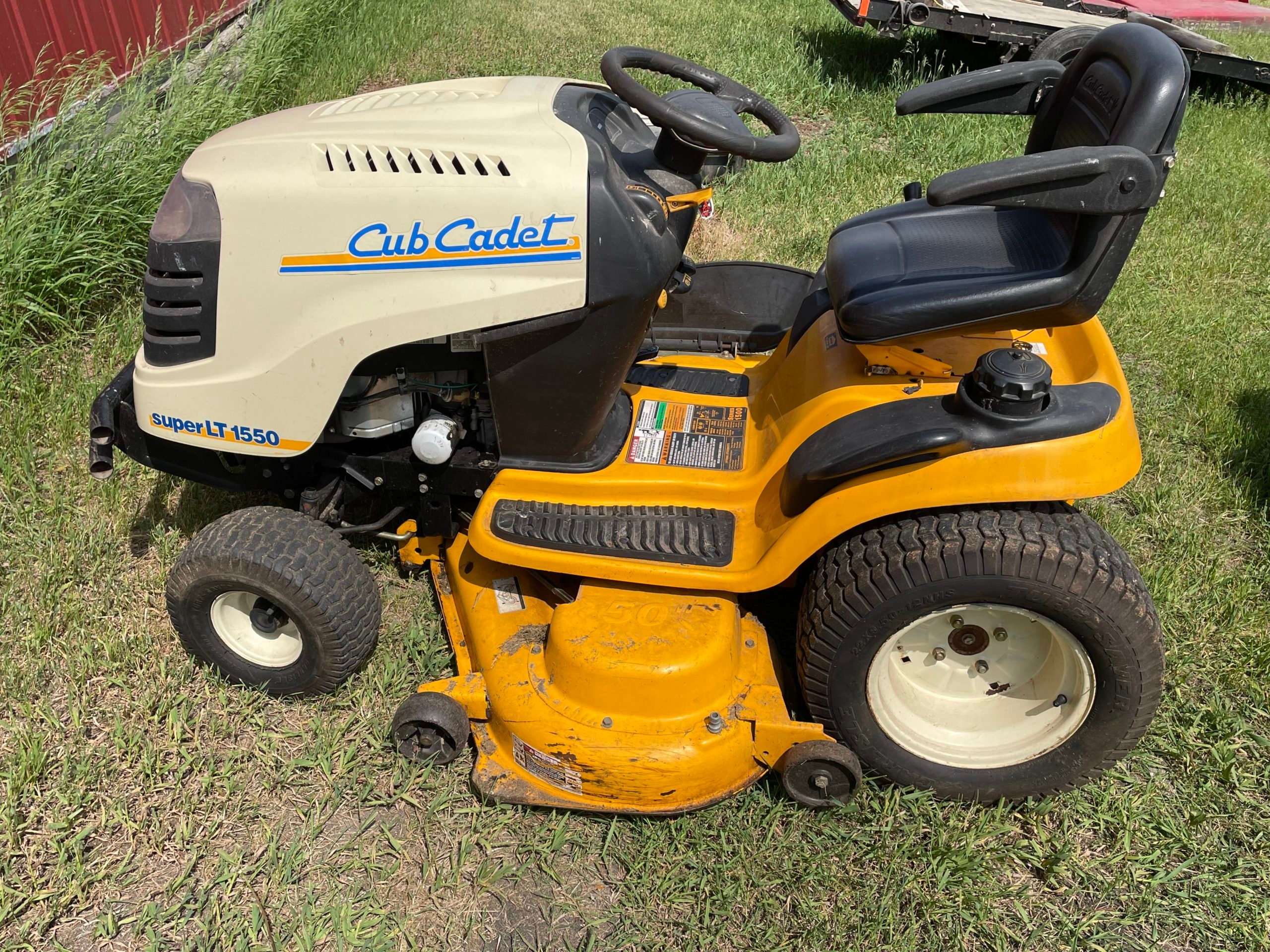 SOLD - Cub Cadet Super LT1550 Lot No. 4e459e6b-02dd-11ed-9544 ...