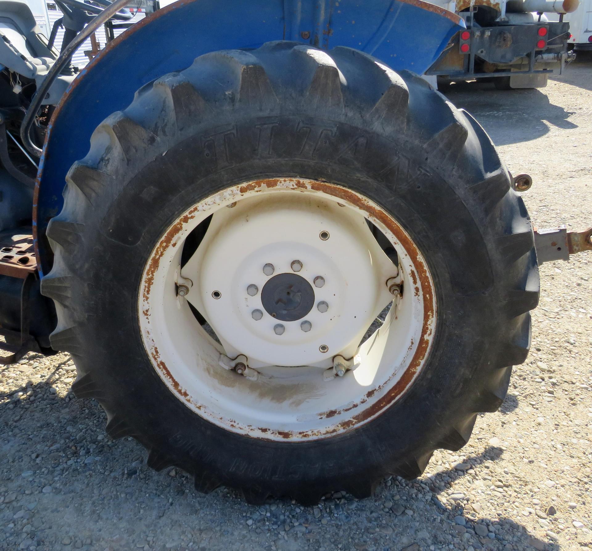 New Holland TN55 Tractors 40 to 99 HP for Sale | Tractor Zoom