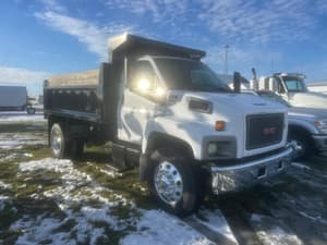 2005 GMC 8500 Lot No. 50696 Other Equipment For Sale with 67,000 mi | Tractor Zoom