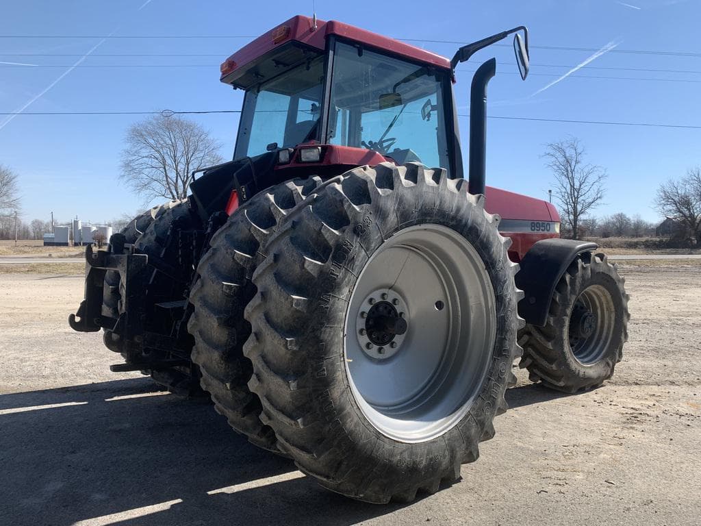 Tractor Zoom - Case IH 8950