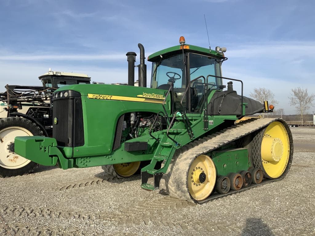 Tractor Zoom - 2002 John Deere 9520T