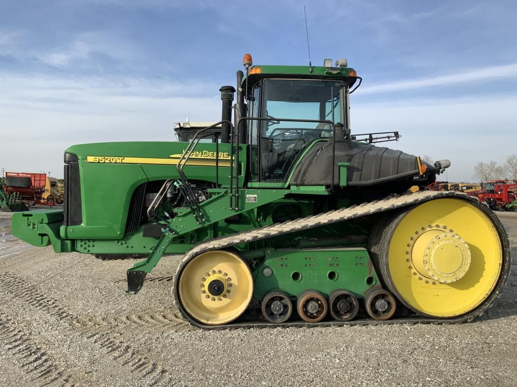 Tractor Zoom - 2002 John Deere 9520T
