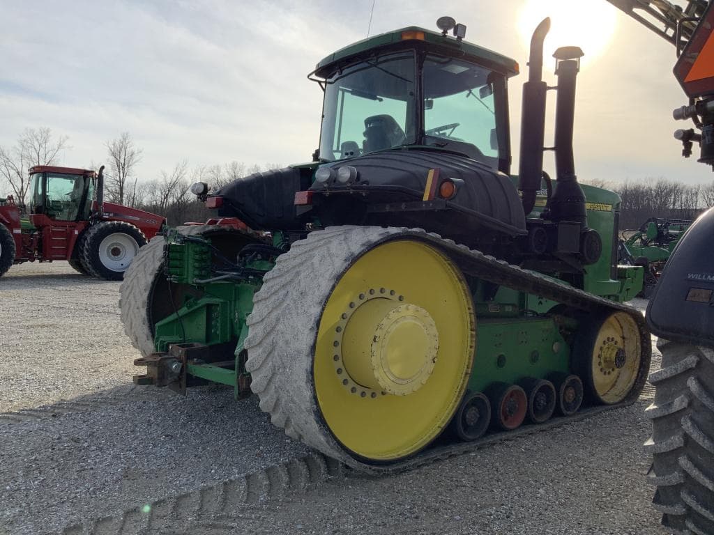 Tractor Zoom - 2002 John Deere 9520T