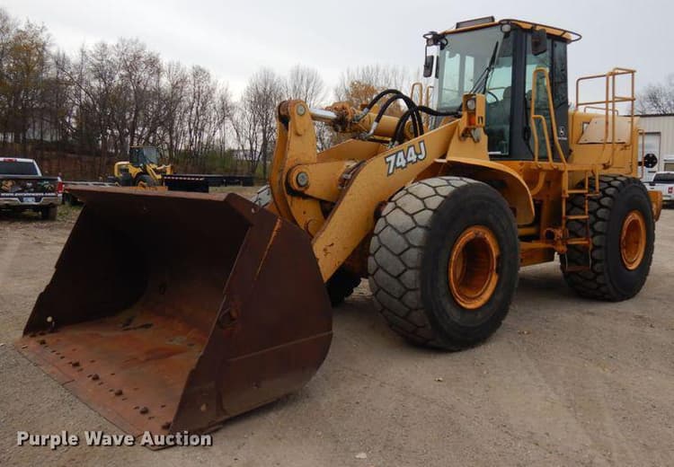 SOLD - 2003 John Deere 744J Construction Wheel Loaders | Tractor Zoom