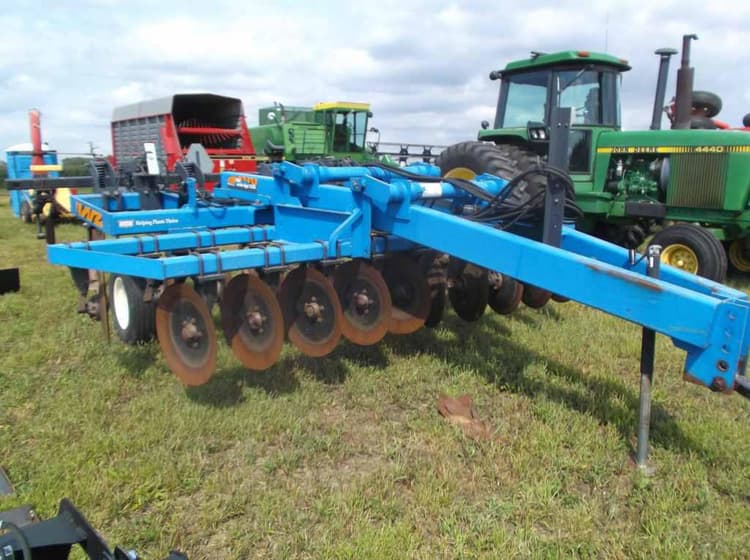 DMI Ecolo-Tiger 530B Tillage Disk Rippers for Sale | Tractor Zoom