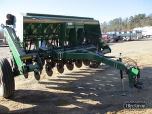 SOLD - Great Plains 1006NT Lot No. 8290 Planting with 10 ft | Tractor Zoom