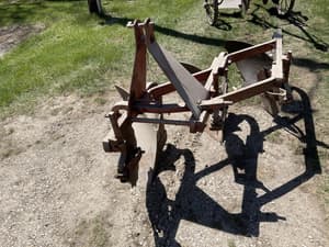 SOLD - Dearborn 316 plow. Three point Tillage with 3 Bottoms | Tractor Zoom