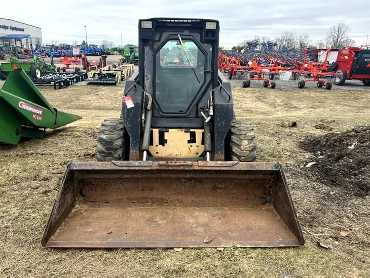 New Holland LX885 Construction Skid Steers for Sale | Tractor Zoom