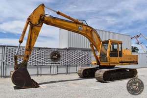 John Deere 790D Construction For Sale with 7,556 Hrs | Tractor Zoom