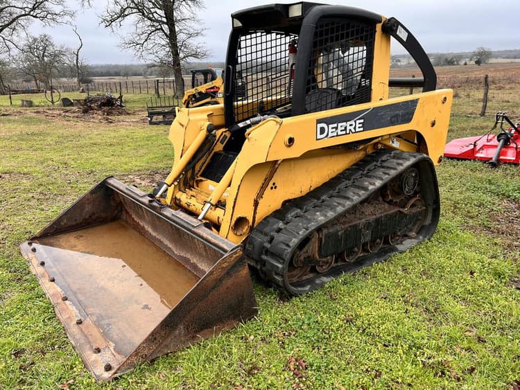 SOLD - John Deere CT332 Construction Compact Track Loaders | Tractor Zoom