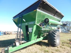 SOLD - Demco 1050 Lot No. 123 Harvesting | Tractor Zoom