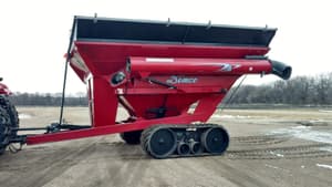 SOLD - Demco 1050 Lot No. 395GB Harvesting | Tractor Zoom