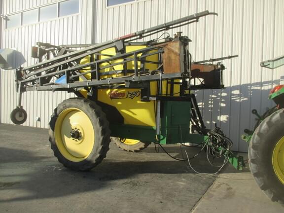 Demco 1250 Chemical Applicators Sprayers - Pull Type for Sale | Tractor ...