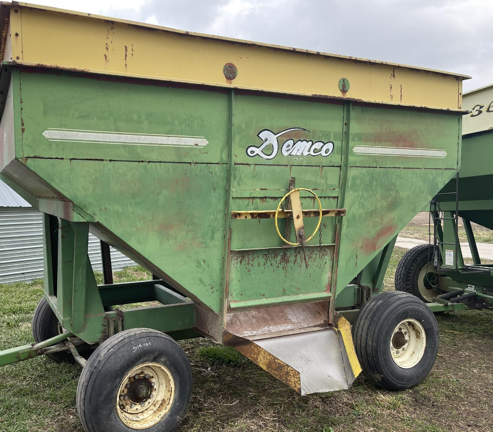 SOLD - Demco 300 Lot No. 873bba8b-0c3b-11ed-9544-0246304ce823 ...