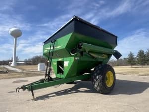 SOLD - Demco 750 Lot No. 703 Harvesting | Tractor Zoom