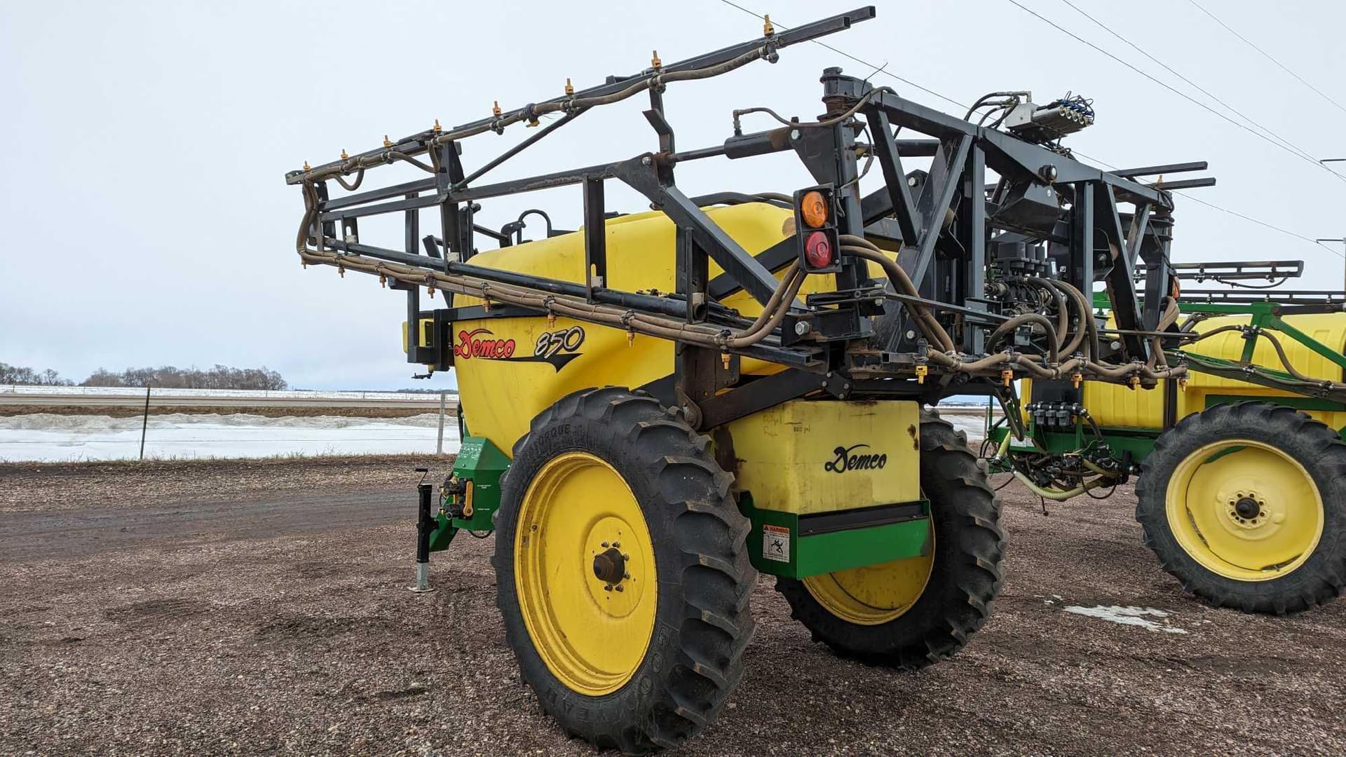 Demco 850 Chemical Applicators Sprayers - Pull Type for Sale | Tractor Zoom