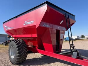 SOLD - Demco 850 Lot No. 8 Harvesting with 850 Bu | Tractor Zoom