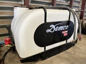 SOLD - Demco Side Quest Stock No. 425422 Other Equipment with 1,200 Gal ...