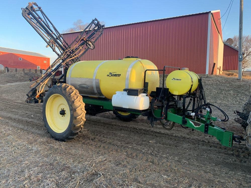 Demco HTH1000 Chemical Applicators Sprayers - Pull Type for Sale ...