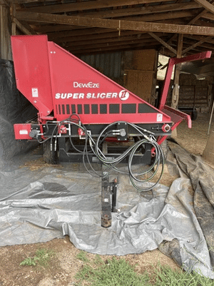 SOLD - DewEze Super Slicer II Hay and Forage | Tractor Zoom
