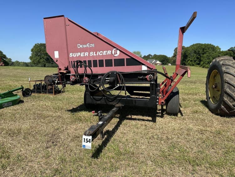 SOLD - DewEze Super Slicer II Hay and Forage Bale Processors | Tractor Zoom
