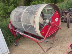 SOLD - DMC 40 Lot No. 509 Harvesting | Tractor Zoom