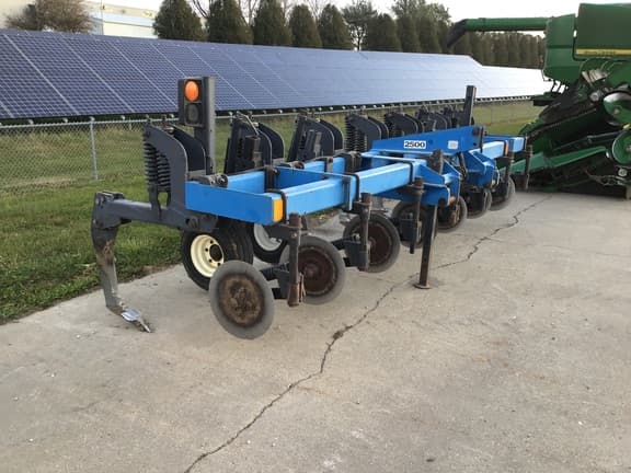 DMI 2500 Tillage Rippers for Sale | Tractor Zoom