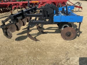 DMI 2500 Lot No. 39805 Tillage For Sale with 5 Shanks | Tractor Zoom