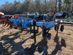SOLD - DMI 2500 Lot No. 6154 Tillage with 5 Shanks | Tractor Zoom