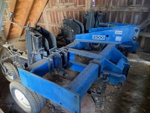 SOLD - DMI 2500 Stock No. 63765A Tillage with 3 Shanks | Tractor Zoom