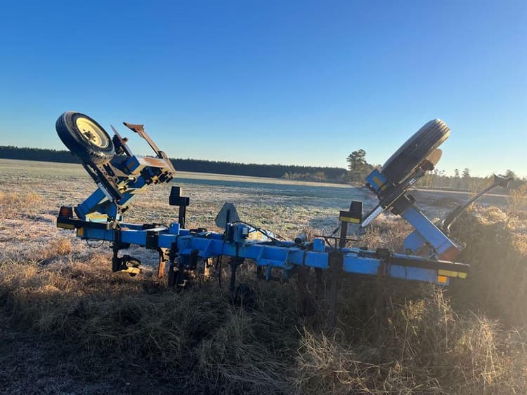 DMI 2500 Tillage Rippers for Sale | Tractor Zoom