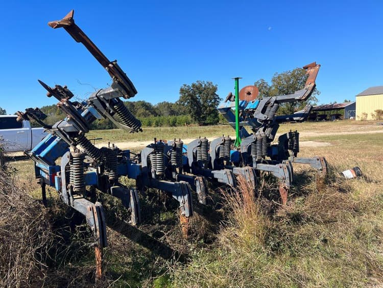 DMI 2500 Tillage Rippers for Sale | Tractor Zoom