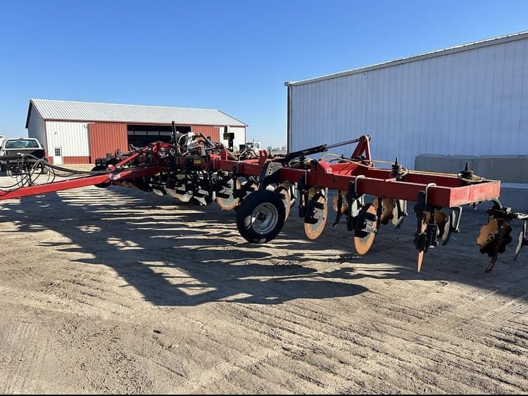 DMI 3250 Chemical Applicators Fertilizer Applicators - Anhydrous for ...