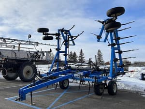 SOLD - DMI 4200 II 42' anhydrous applicator, 5 section fold, rear hitch ...