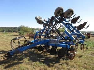 SOLD - DMI 4300 Lot No. 142 Chemical Applicators with --- In | Tractor Zoom