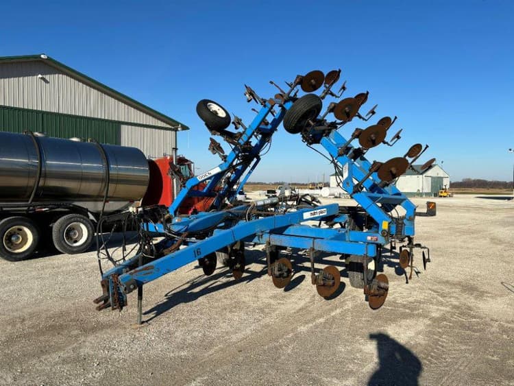 SOLD - DMI 4300 Chemical Applicators Fertilizer Applicators - Anhydrous ...