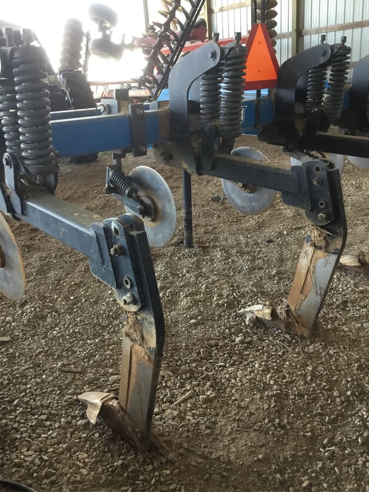 DMI 500 Tillage Rippers for Sale | Tractor Zoom