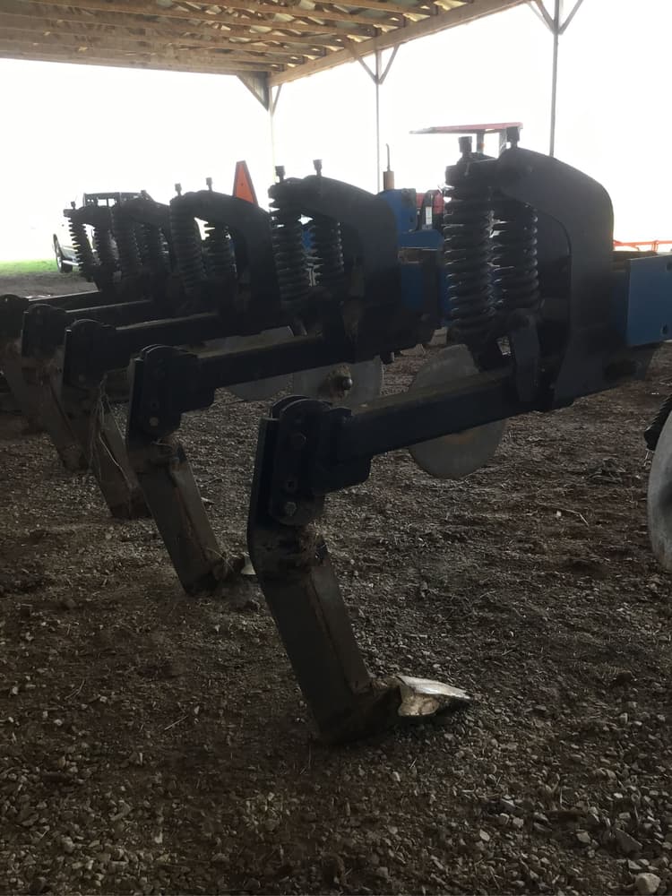 DMI 500 Tillage Rippers for Sale | Tractor Zoom